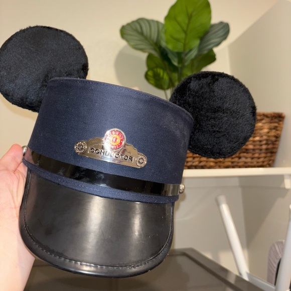 Disney | Accessories | Disney Adult Black And Blue Mickey Conductor Hat ...
